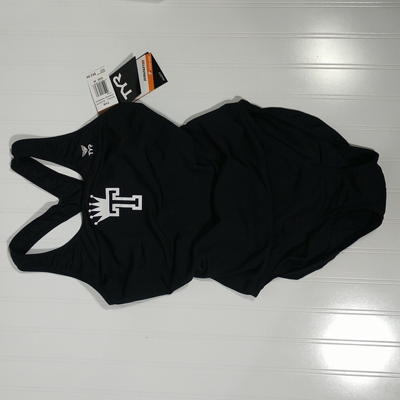 TYR | Swim | Tyr Womens Durafast Maxfit One Piece Swimsuit | Poshmark